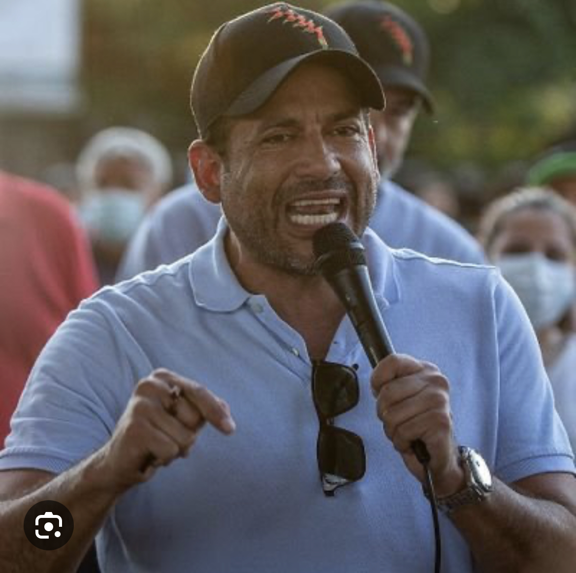 Camacho responde a Costas: “Les aseguro que me podrán ver enmanillado ...